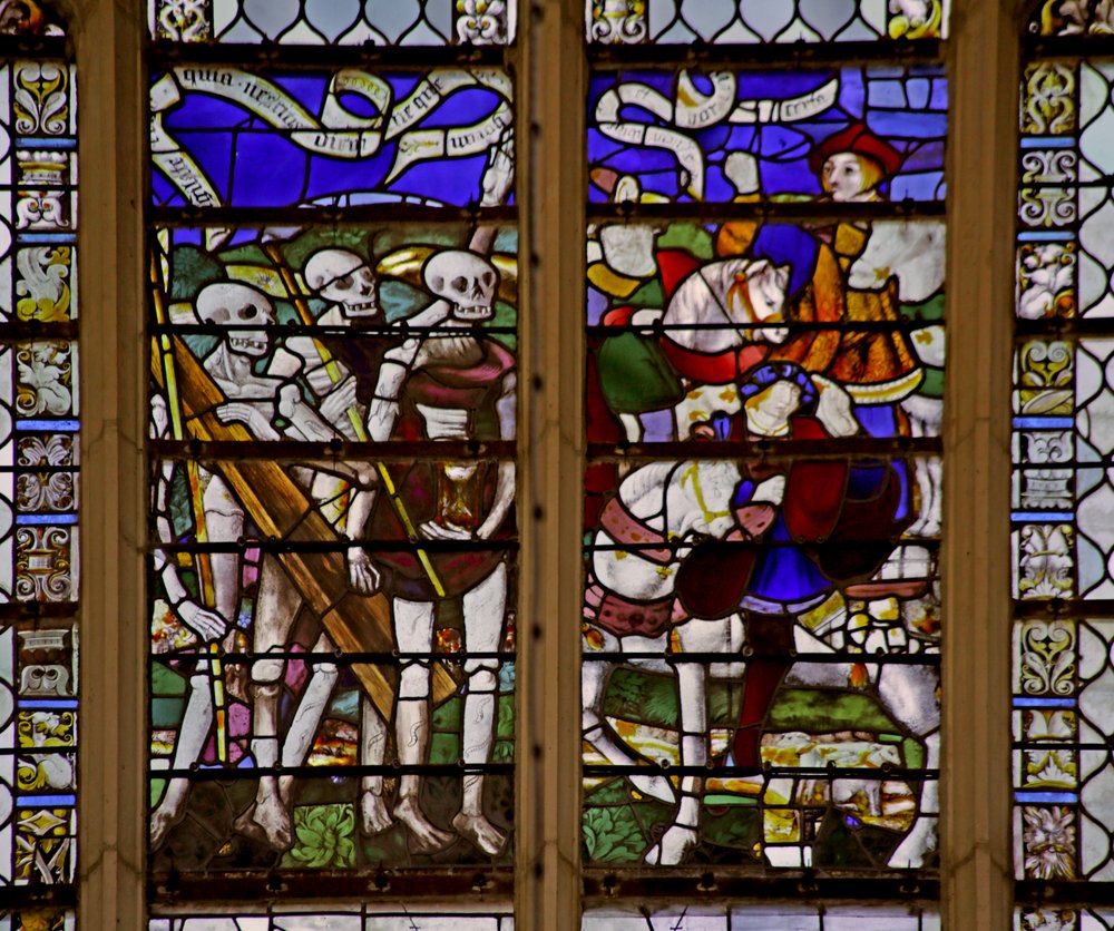Window depicting Three Living and Three Dead