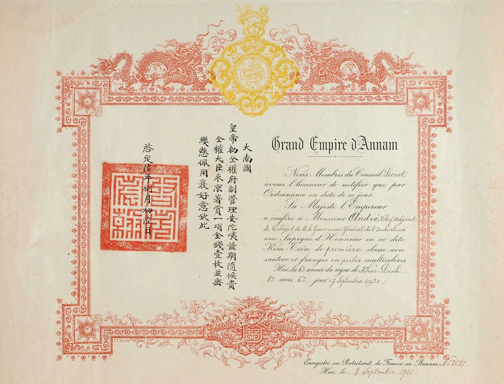 Certificate of Honor's Sapeque to Kim Tien soldier of the 1st Class of ...