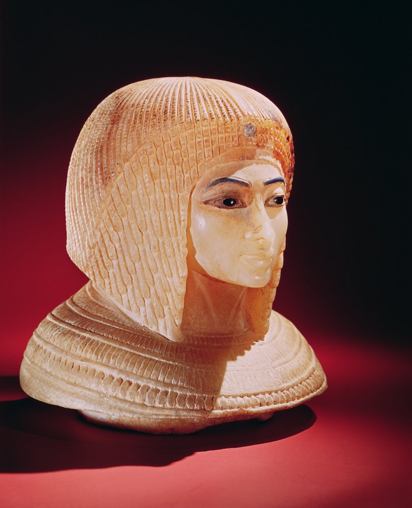 Head of a woman, believed to be Princess Kiya, New Kingdom