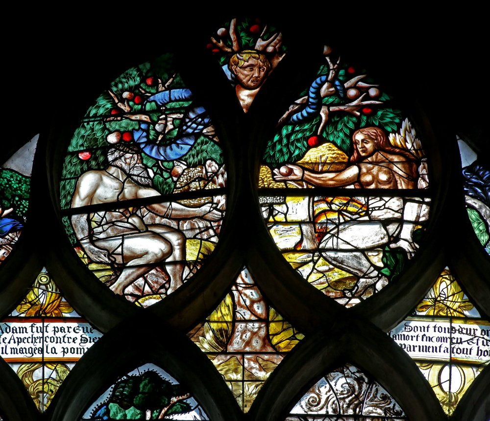 Window w122 depicting the Original Sin: Adam and Eve and the Serpent