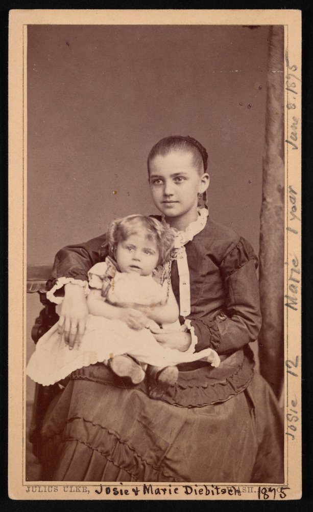 Group Portrait of Herman Henry Diebitsch Children, Marie and Josephine ...