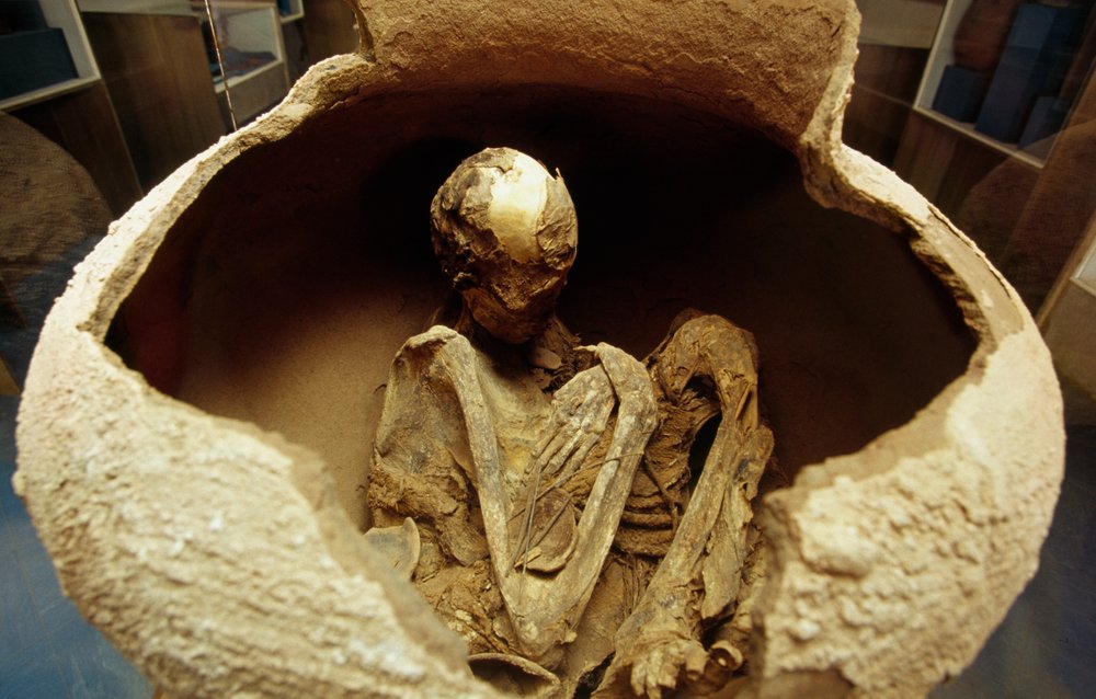 Mummy in a ceramic urn, Atacama civilization, Paleolithic