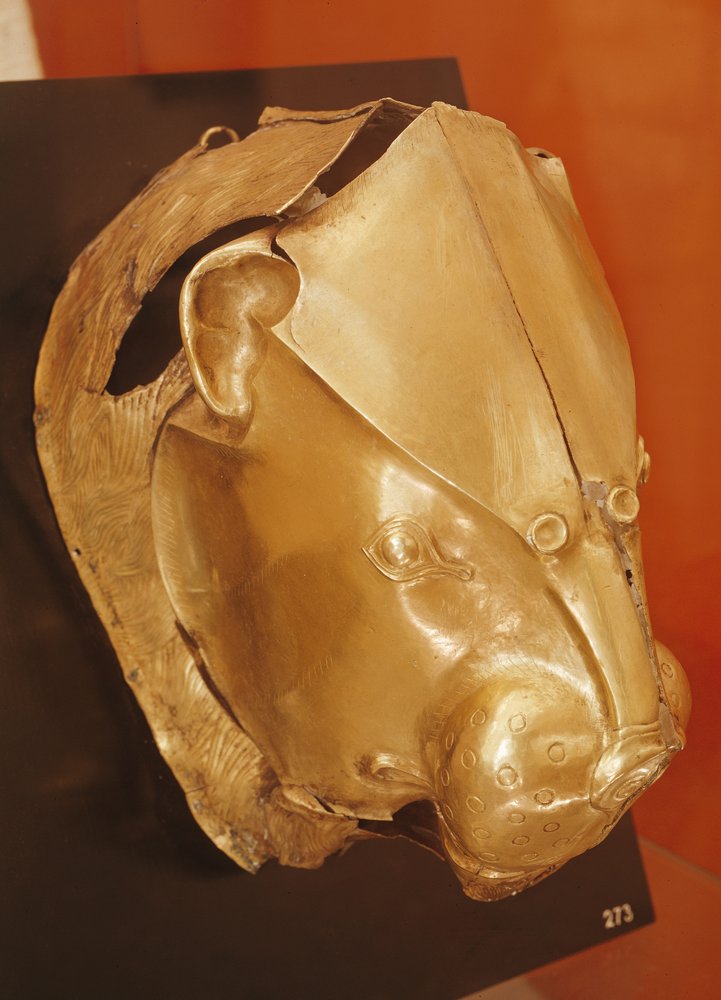 Lion's head rhyton, from Grave Circle A, Mycenae, c.16th century BC