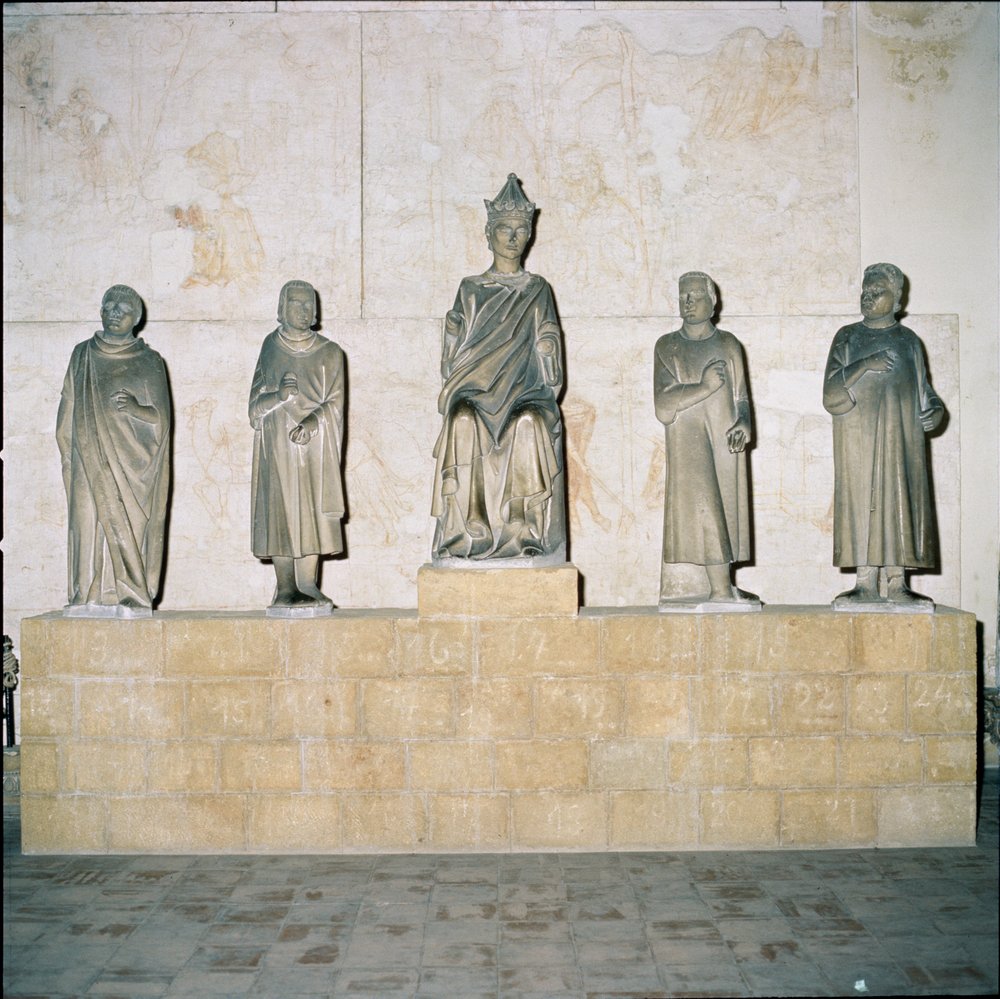 Statue of Henry VII, Holy Roman Emperor, with his Counsellors