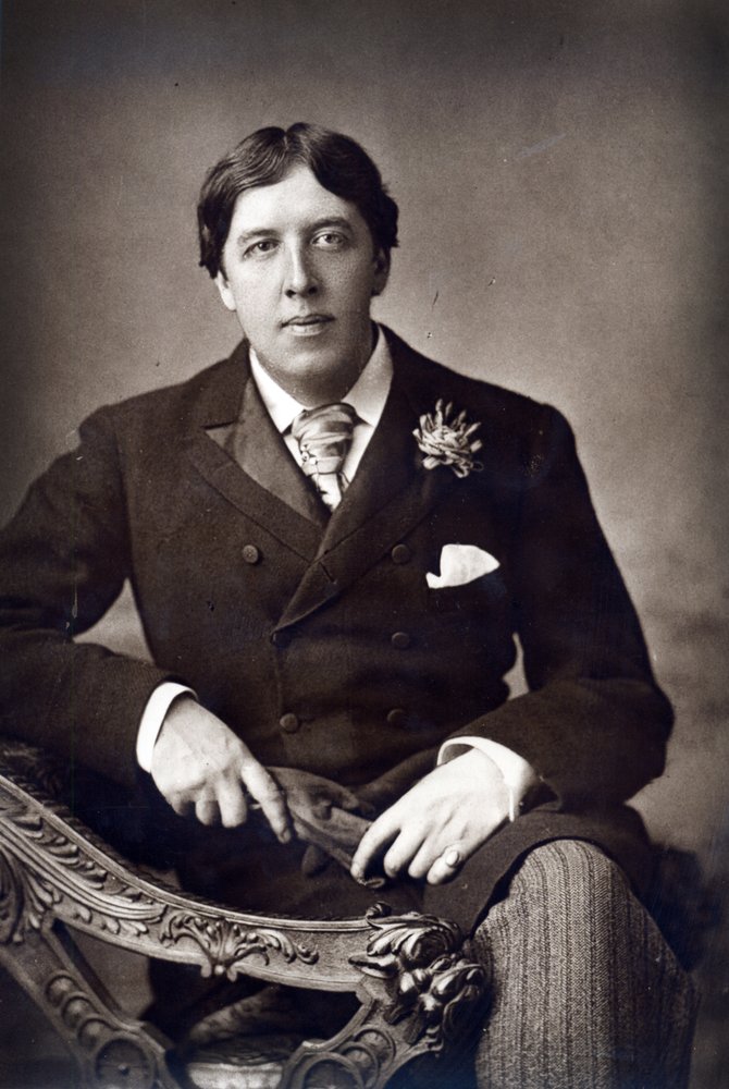 Oscar Wilde, 1889 by William and Daniel Downey