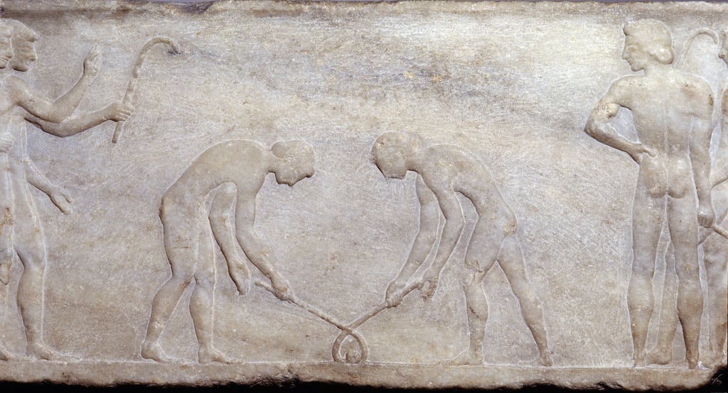 Art of Ancient Greece: Ball game with lacrosse (principle of current ...