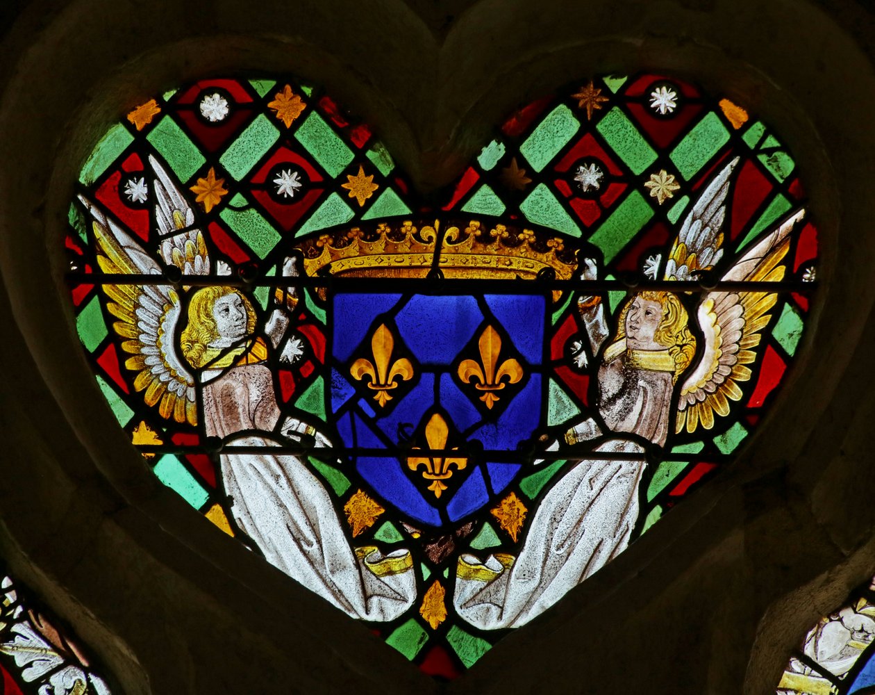 Window depicting Angels with a Shield of Arms for France