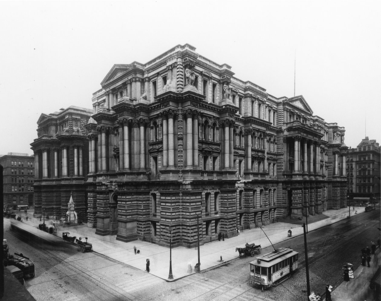 View of Chicago's City Hall and Cook County Courthouse, c.1900