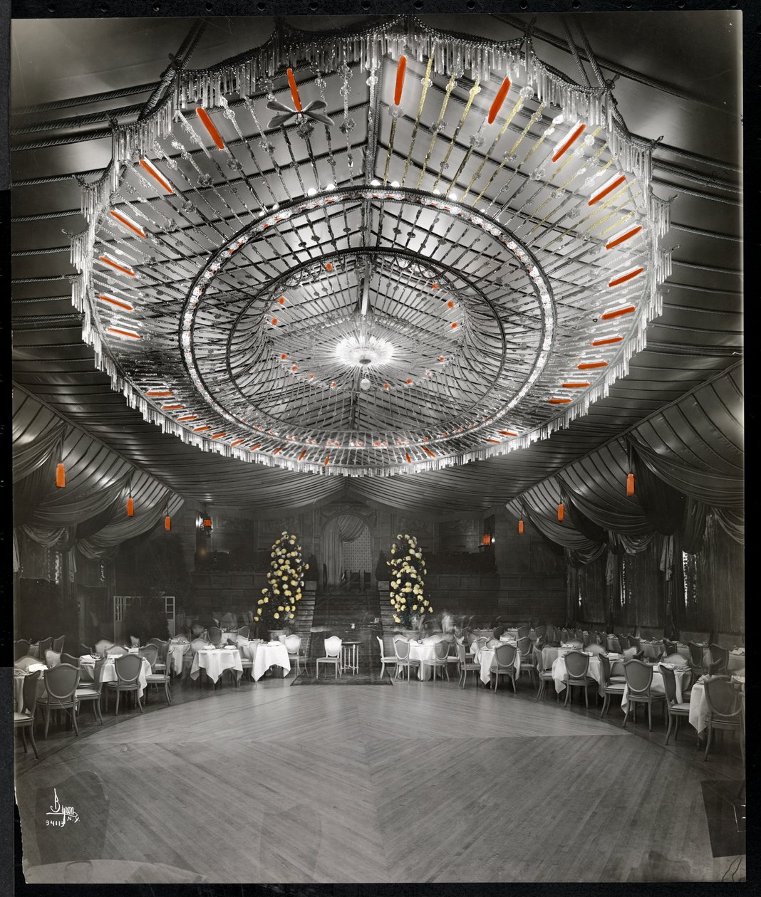 Reception Room at the Ritz-Carlton Hotel, 1915 or 1916