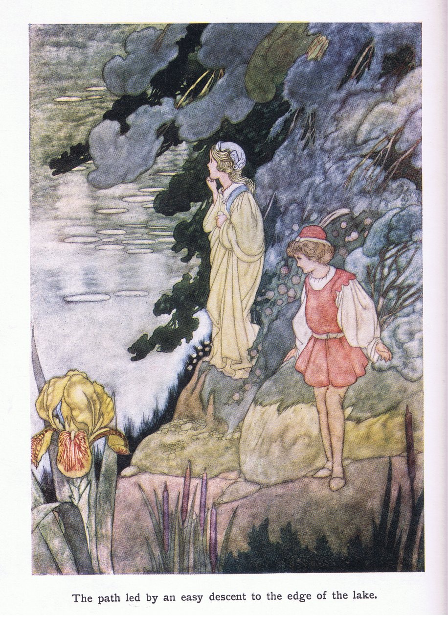 The path led by easy descent to the edge of the lake