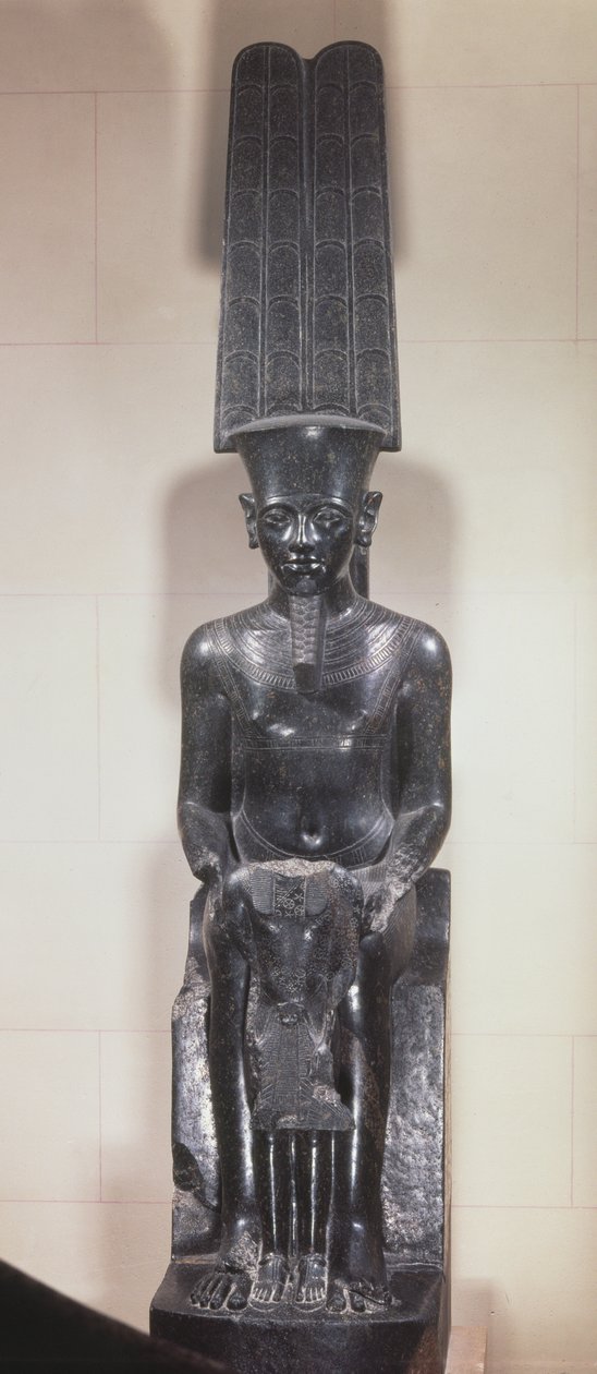 Statue of the God Amun protecting Tutankhamun, New Kingdom