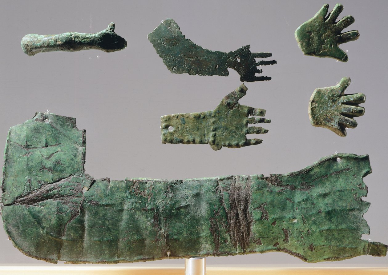Ex-voto in Bronze Plate Depicting the Upper Limbs