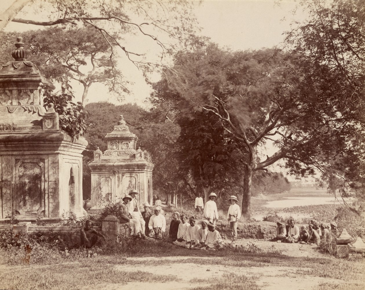Royal Tank at Shwebo with Civil Group by Felice Beato