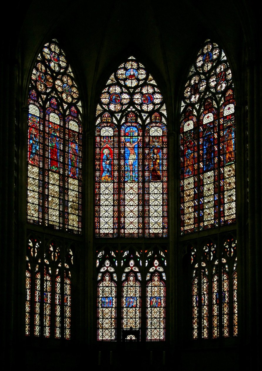 Window depicting the east end clerestory with band windows