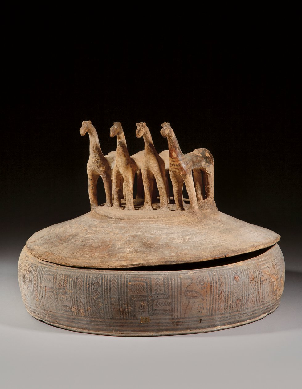 Attic Pyxis, Late Geometric Period, c.3rd Quarter of the 8th Century BC