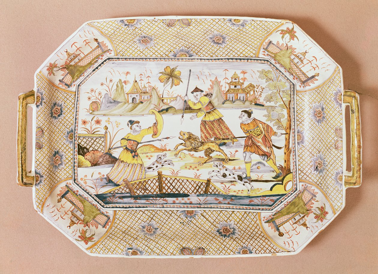 Octagonal dish with a chinese pattern of a lion hunt