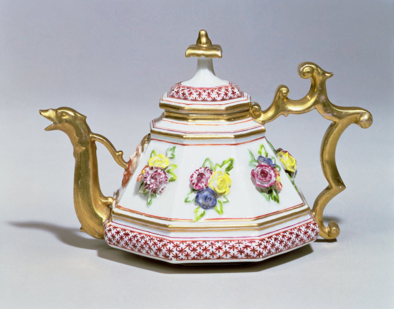 Meissen octagonal teapot by Johann Friedrich Bottger