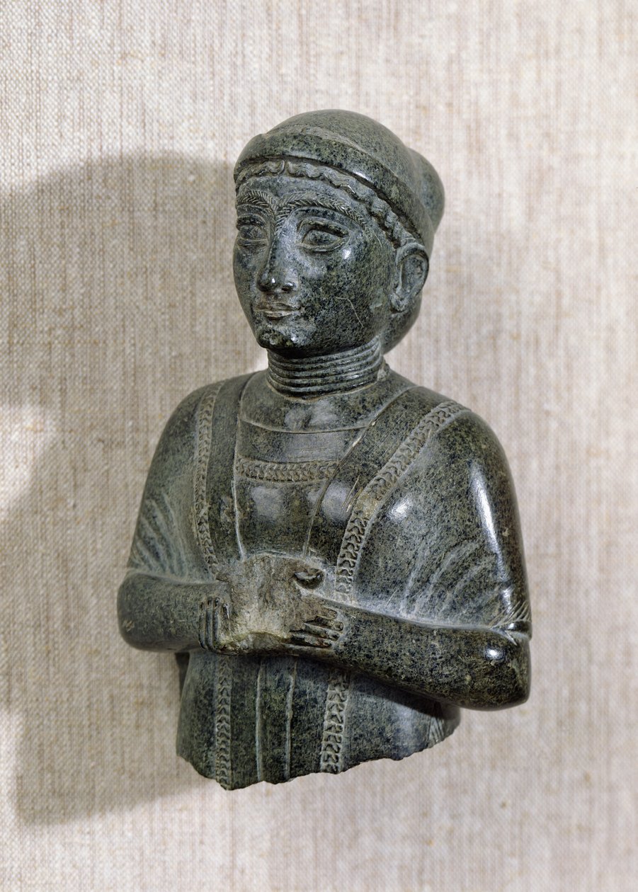 Princess of the Gudea Family, 'The Woman with the Shawl', from Telloh ...