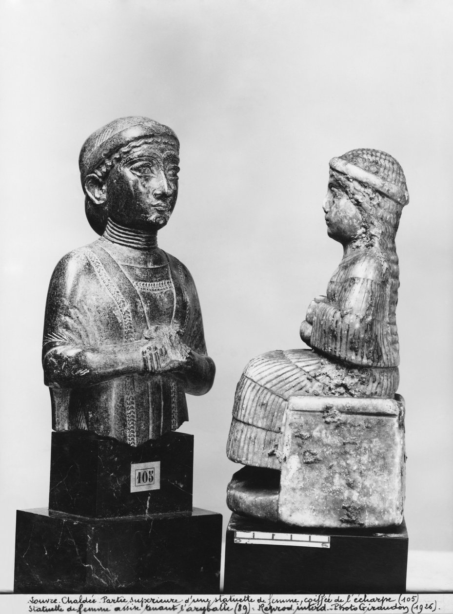 Woman with the shawl, woman holding an aryballos, profile view, Neo ...