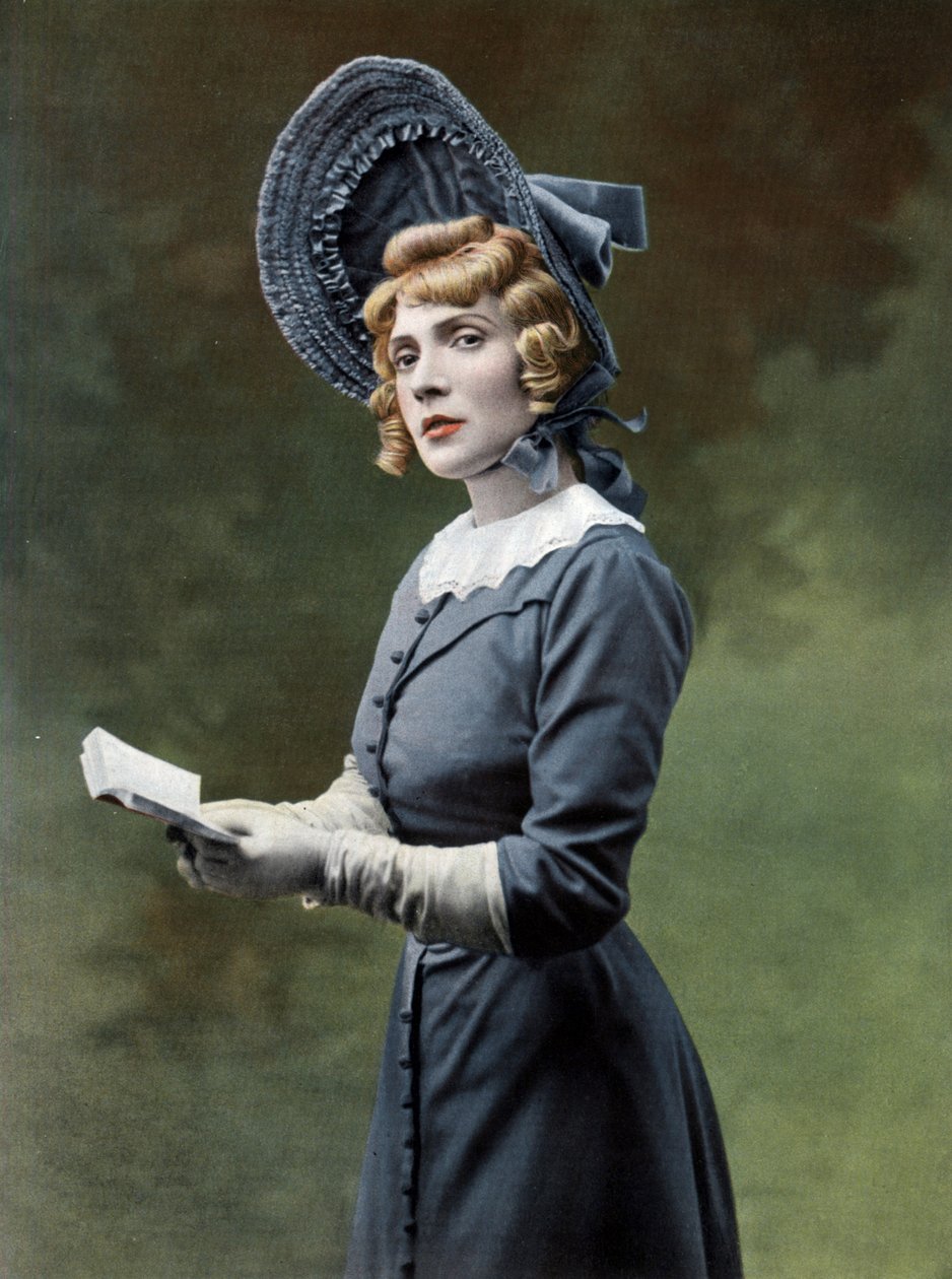 Eve Lavalliere as Miss Helyett in operetta 'Miss Helyett'