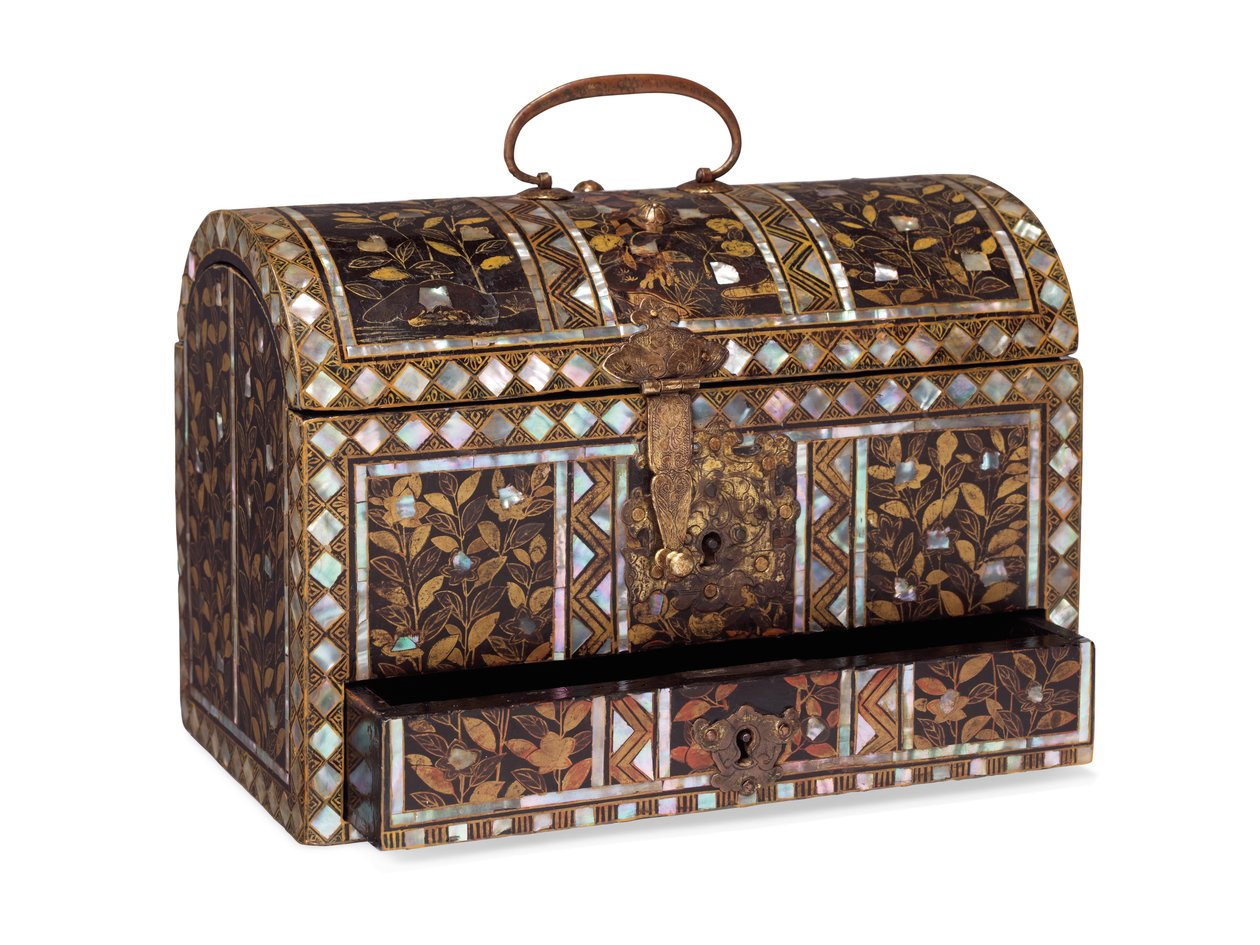 A Rare Lacquer Casket with Integral Drawer, Commissioned by the Portuguese