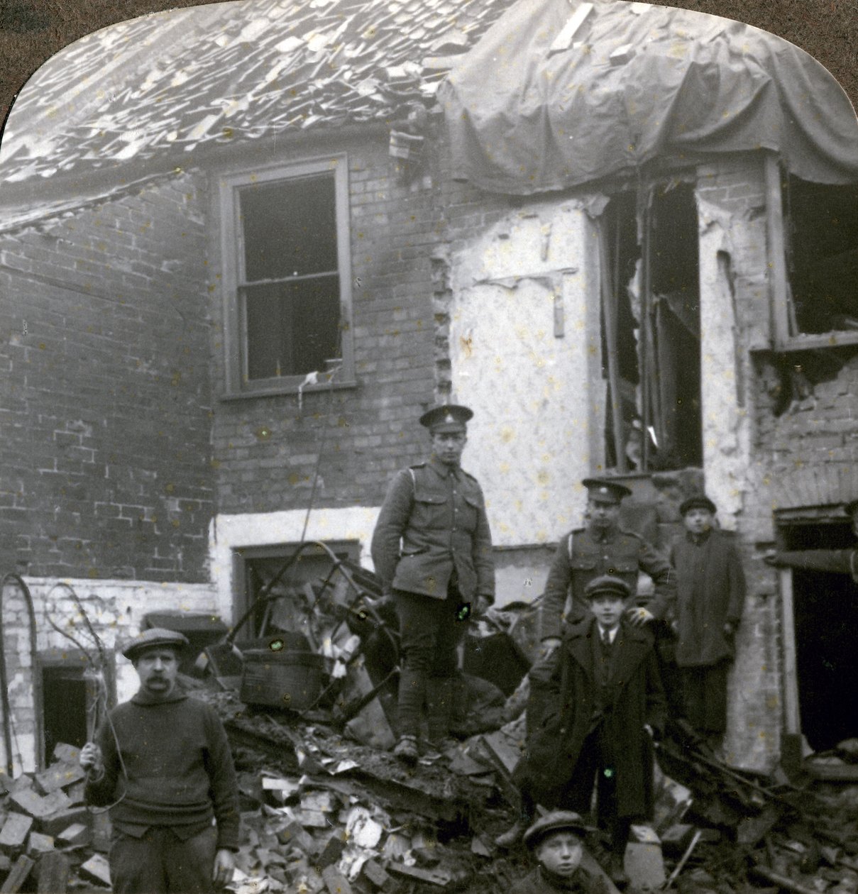 Destruction wrought by German Zeppelin bombs, World War I