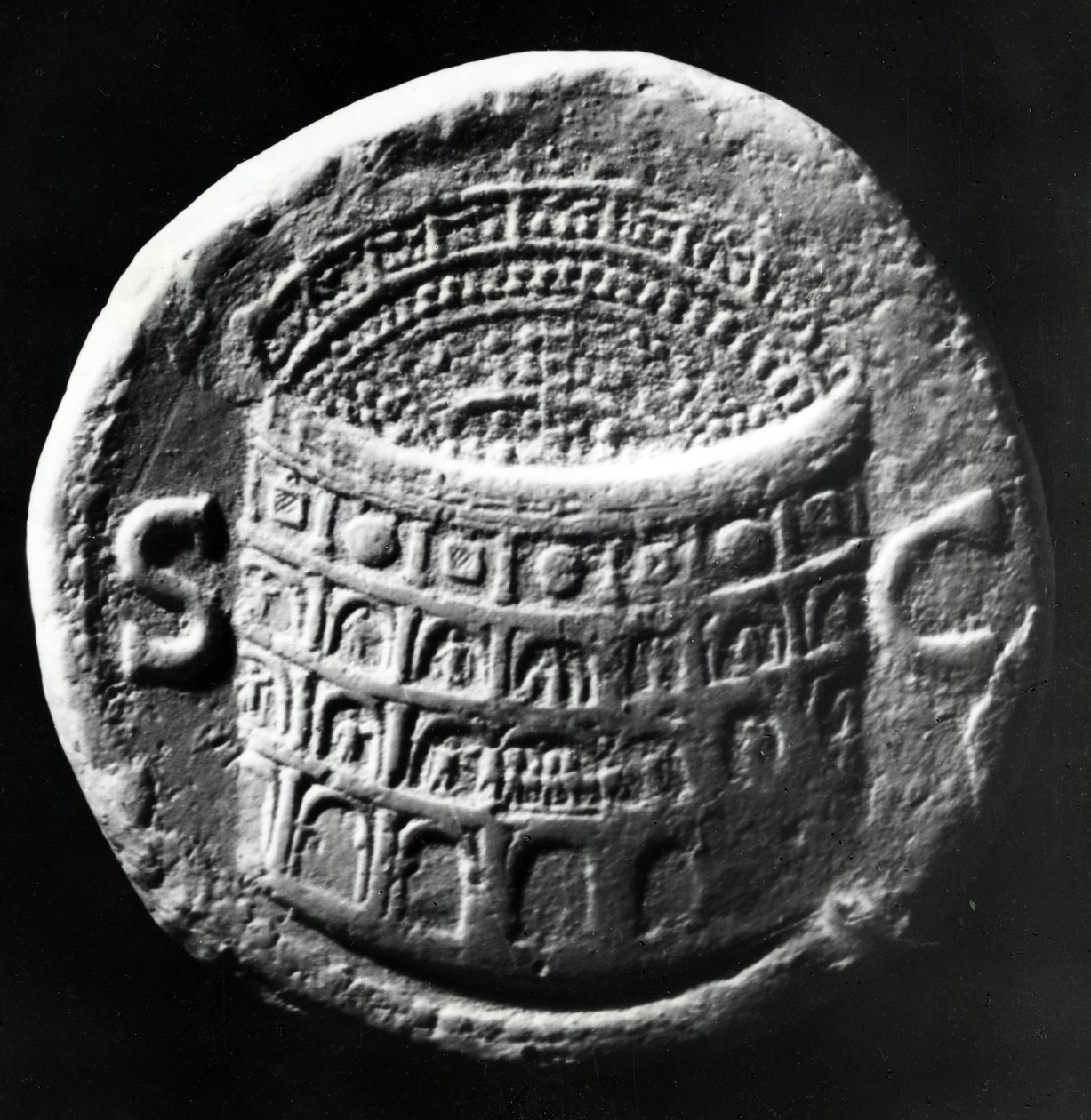Brass Sestertius showing an aerial view of the Colosseum, c.80-81 AD