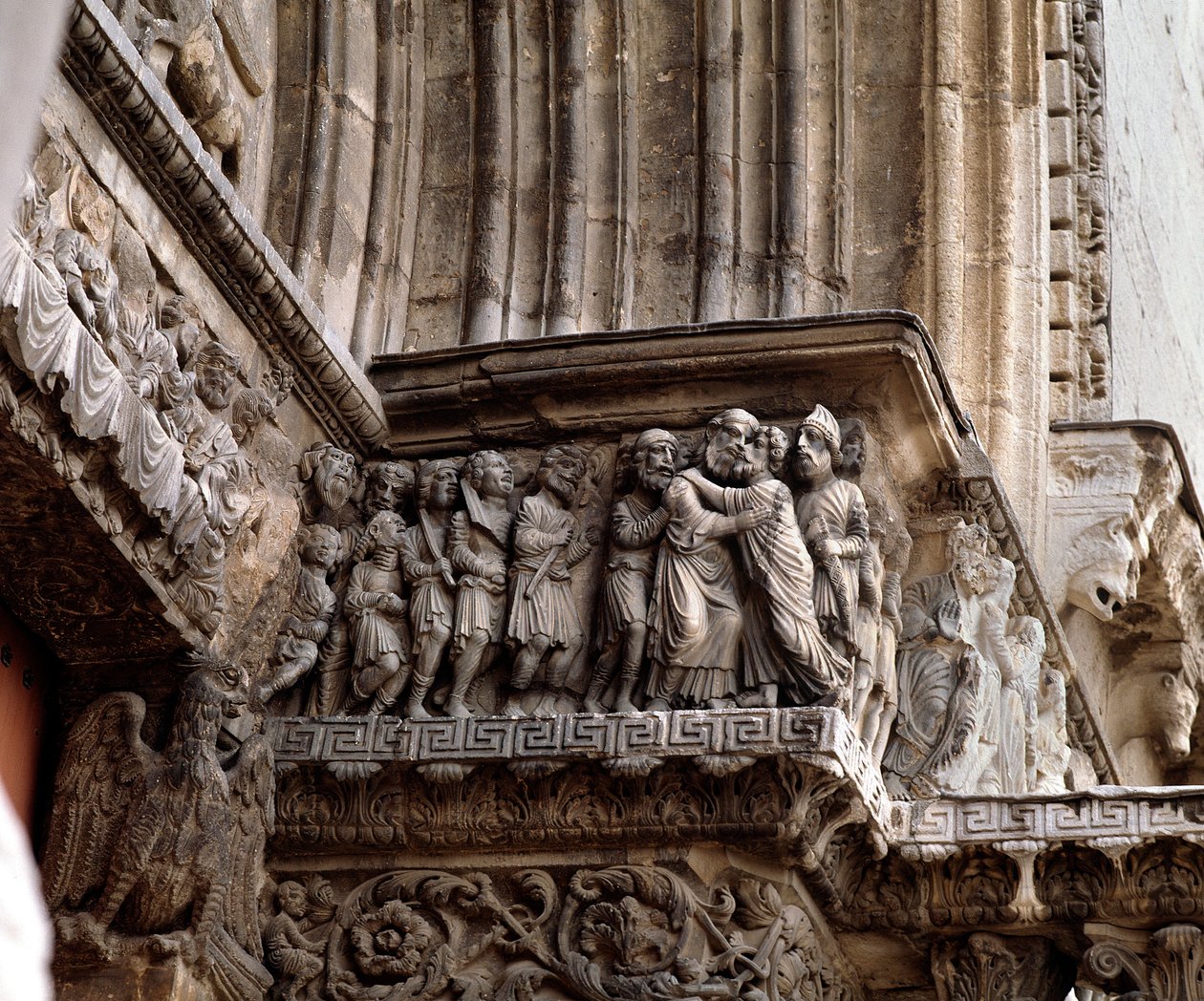 The kiss of Judas, frieze of the portal by Romanesque
