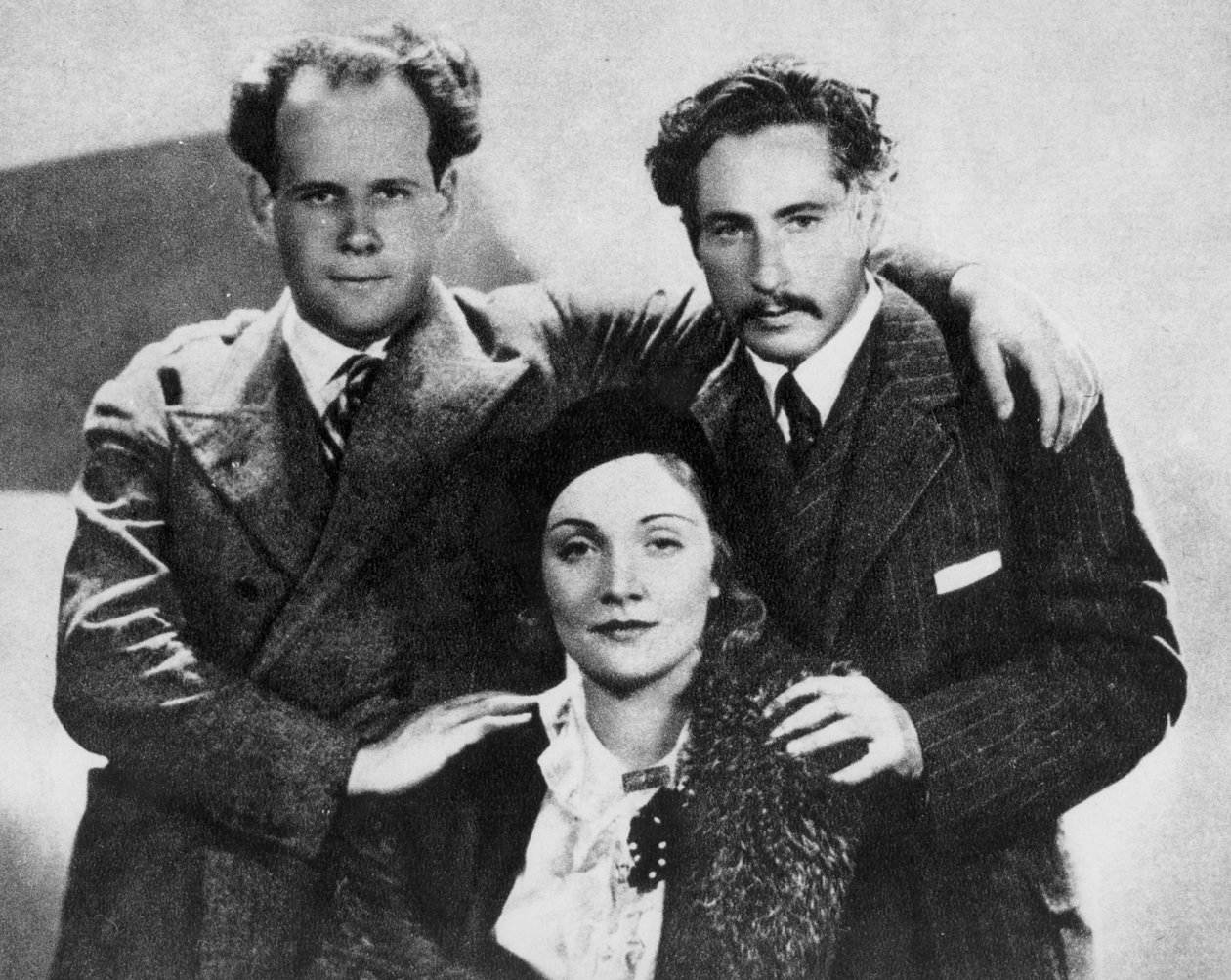 Sergei Eisenstein with Marlene Dietrich and Joseph Sternberg in 1930 ...