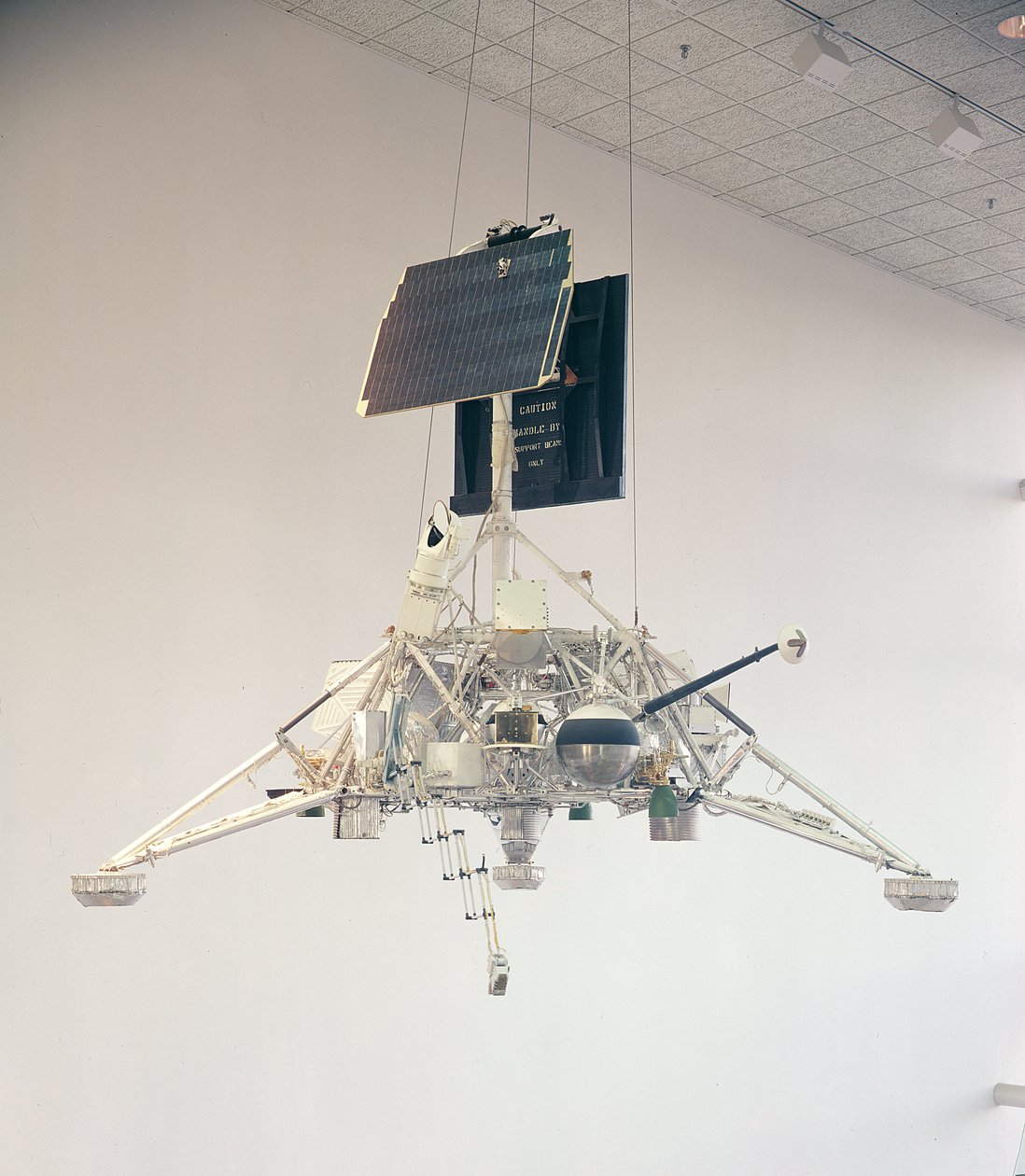 Engineering Model of the Surveyor Lunar Exploration Vehicle