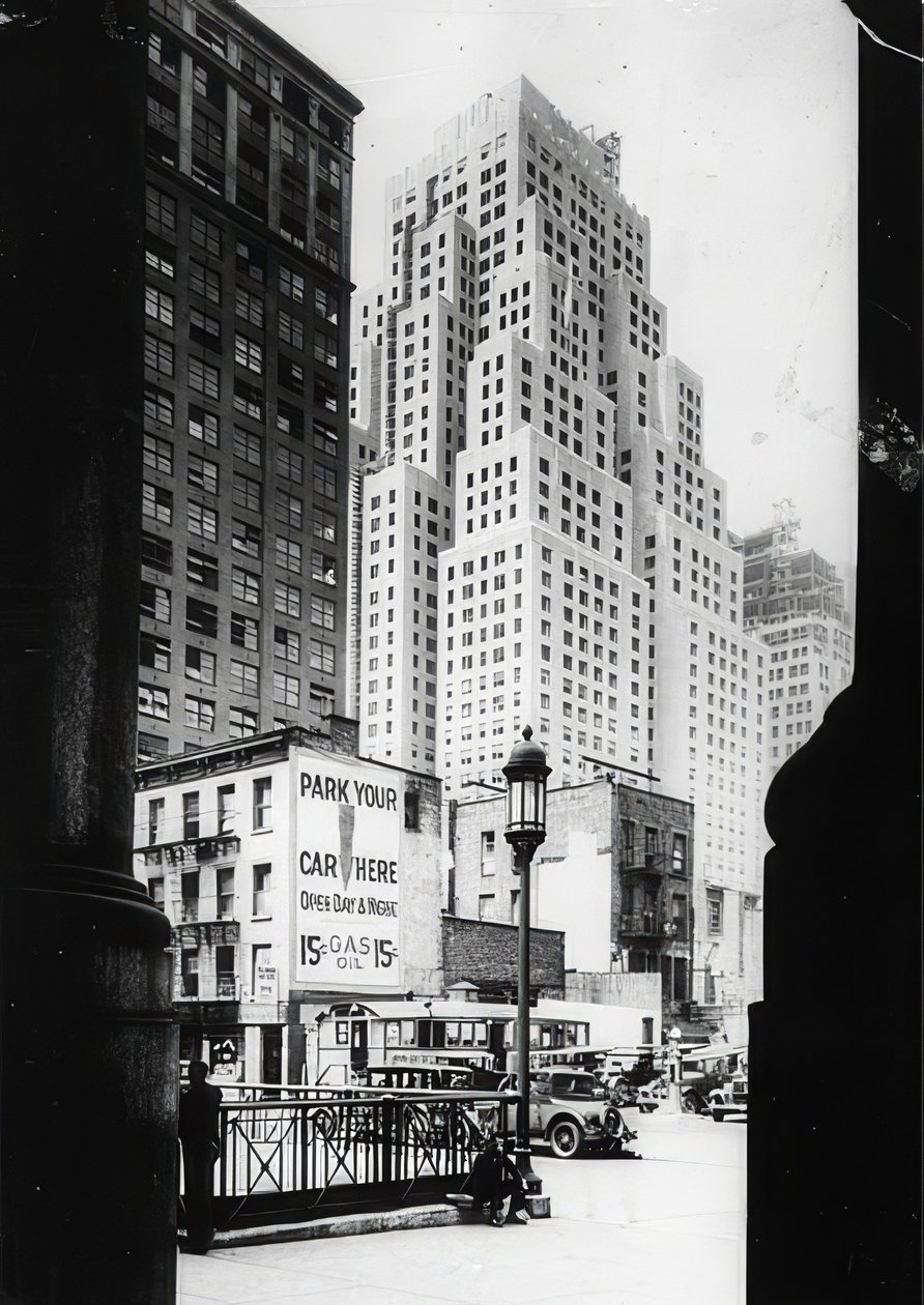 The 40-Story Building of the Standard Oil Company and the Customs House ...