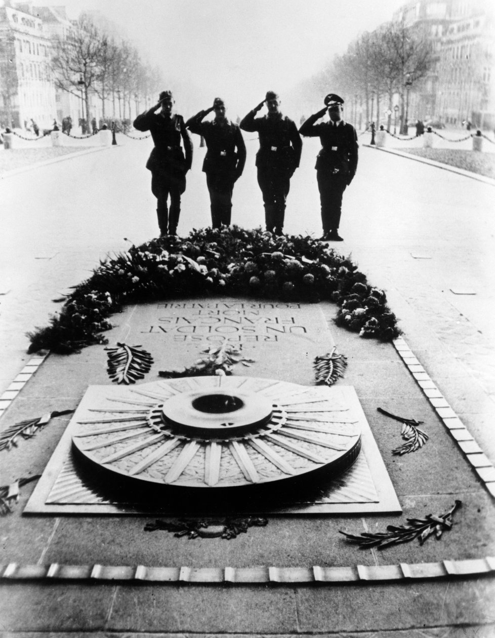 German Soldiers Saluting the Tomb of the Unknown Soldier, Paris