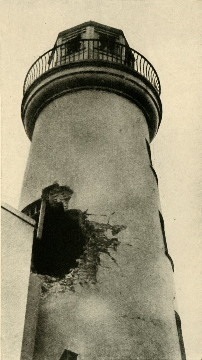 Scarborough lighthouse hit by a German bomb, First World War, December ...