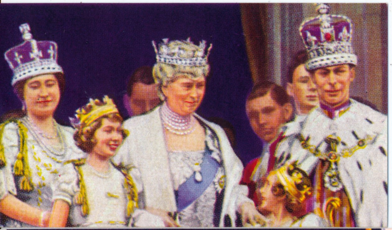 The Royal Family on the balcony of Buckingham Palace, on the occasion ...