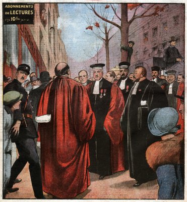 Juges dans la rue a Paris. Judges in a street of Paris.