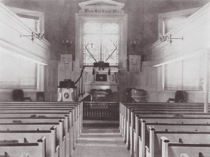 Philadelphia: Interior of Old Swedes' Church